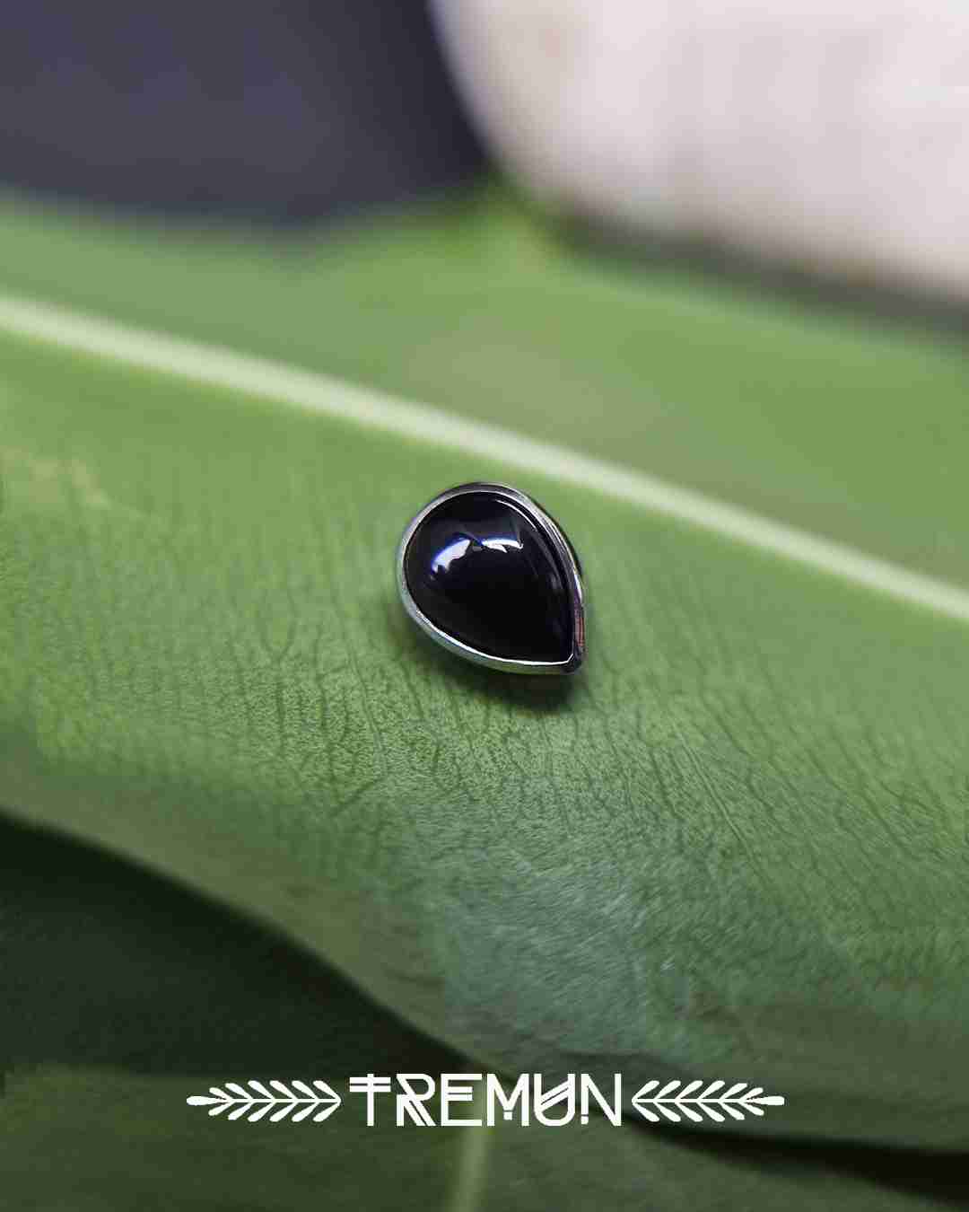 Teardrop Ónix – Tremun Piercing