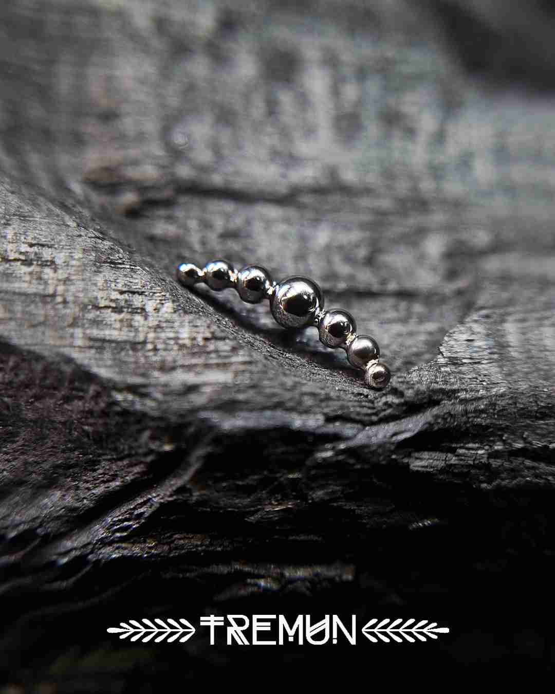 Moon Cluster – Tremun Piercing